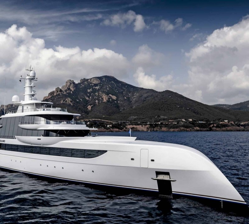 The Largest Top 100 Private Luxury Charter Yachts & Superyachts in the ...